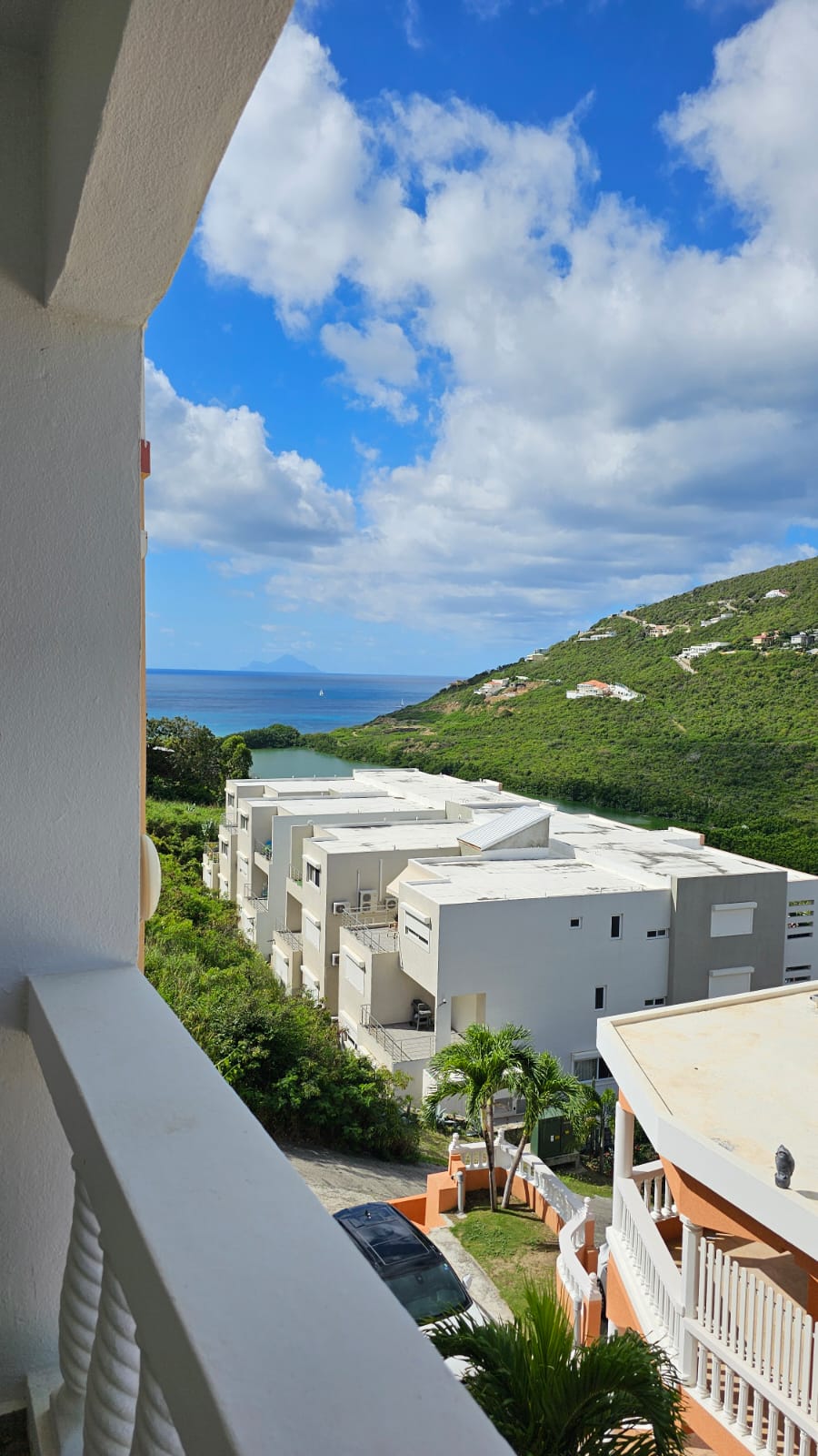 Commercial Sale: Cay Hill Apartment Building St Maarten